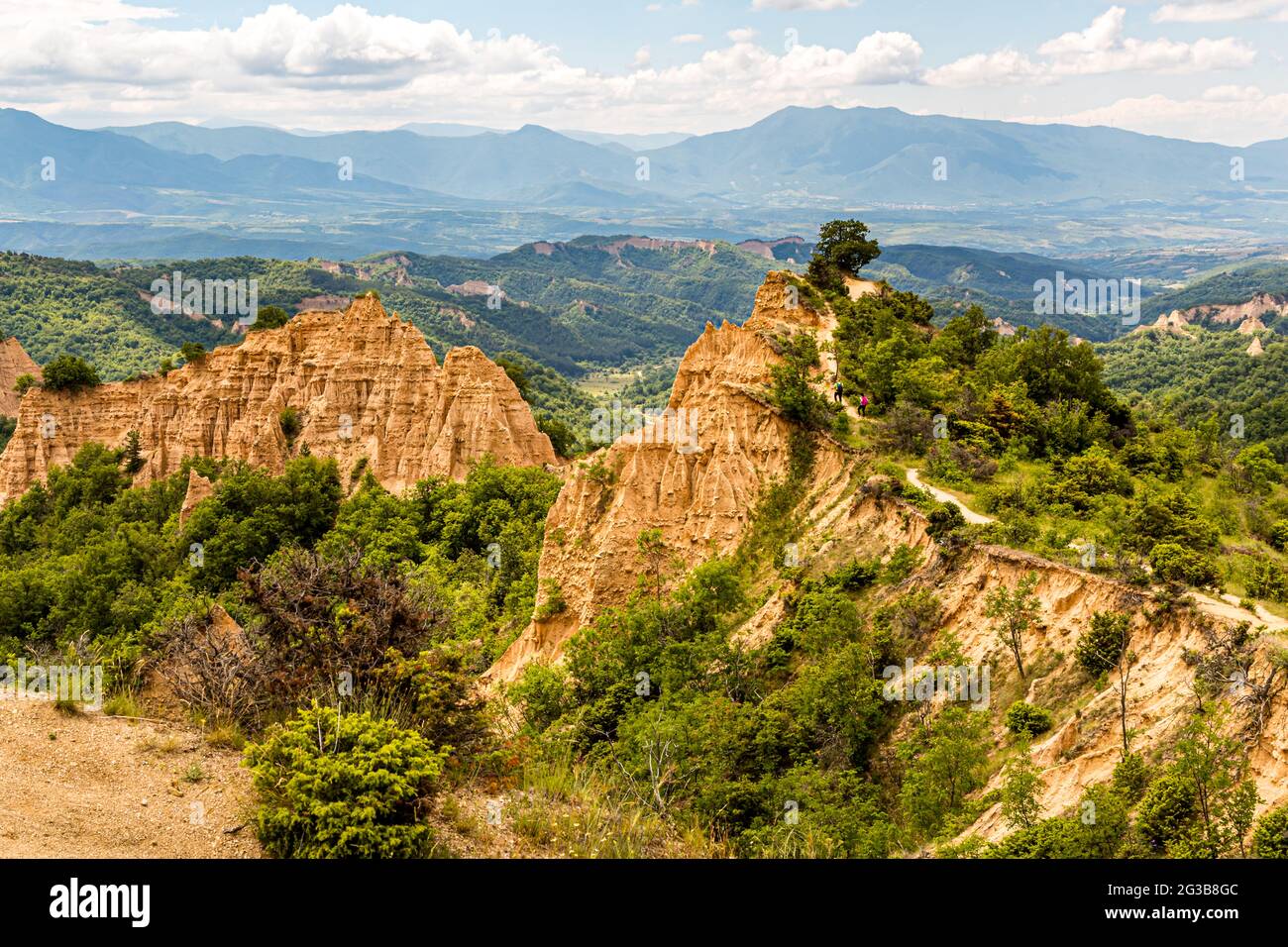 Summit pyramids hi-res stock photography and images - Alamy