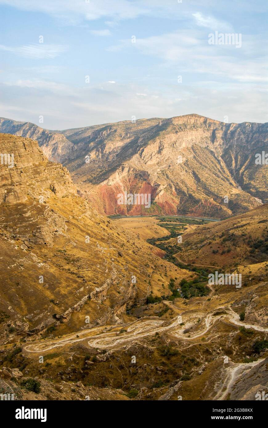 Landscape view of Botan valley.Siirt,Turkey Stock Photo - Alamy