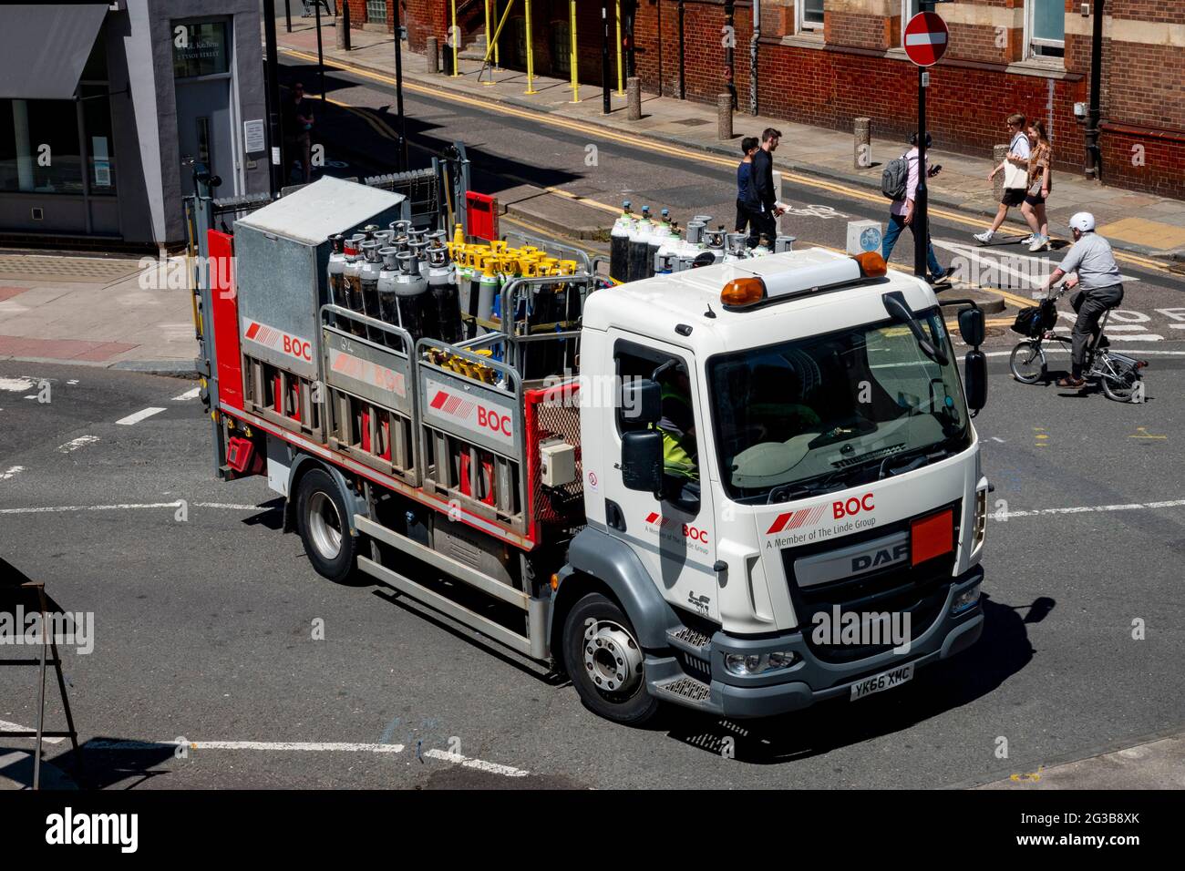 Boc lorry hi-res stock photography and images - Alamy
