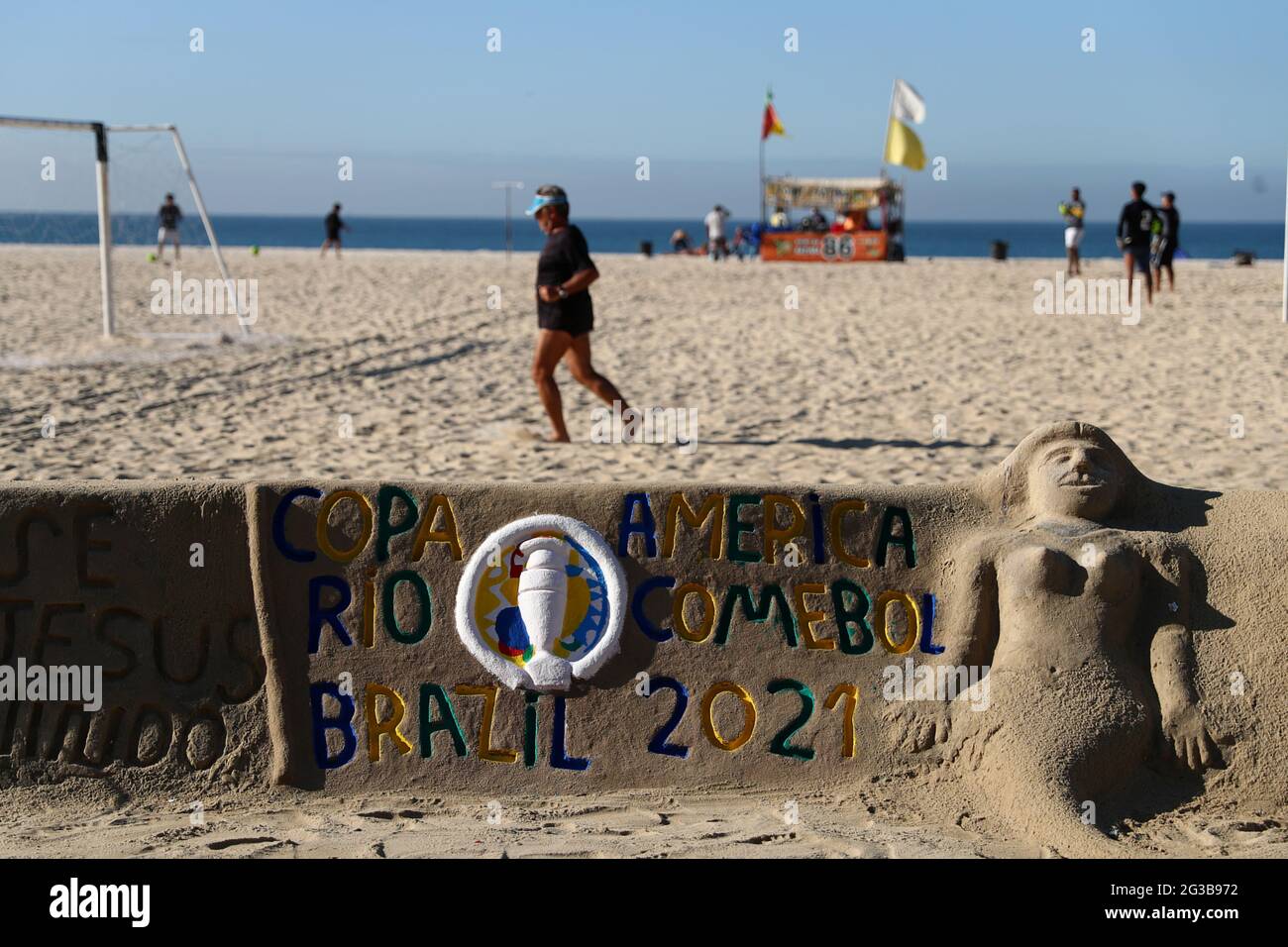 Sand soccer hi-res stock photography and images - Alamy