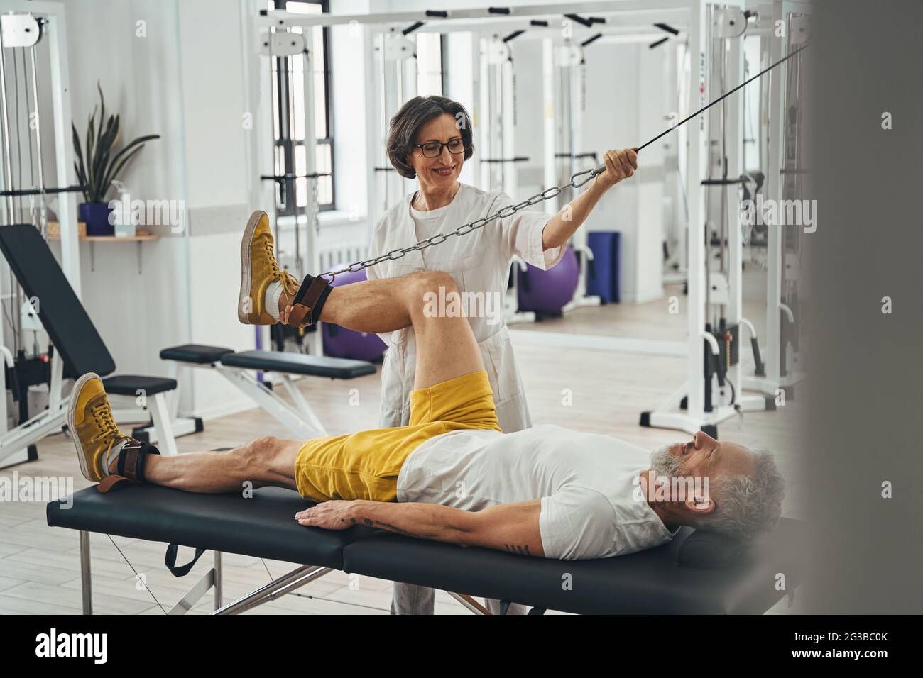 Flexion hi-res stock photography and images - Alamy