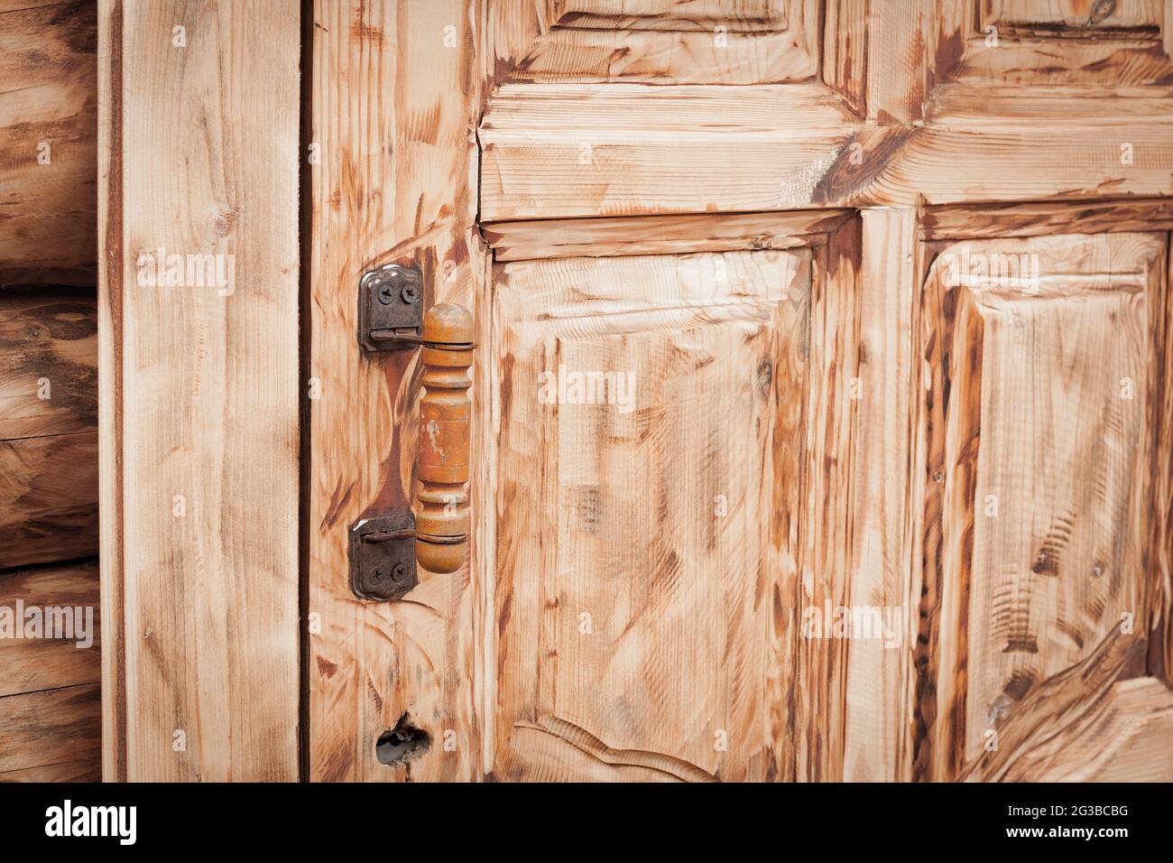 Original wooden door hi-res stock photography and images - Alamy