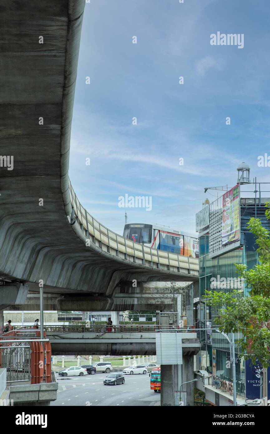 Bts skytrain victory monument station hi-res stock photography and ...