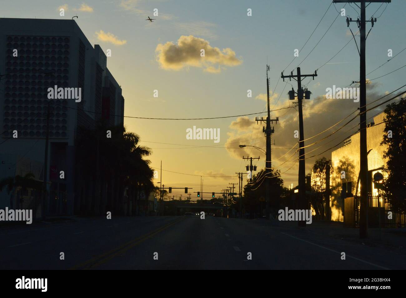 Morning light on miami hi-res stock photography and images - Alamy