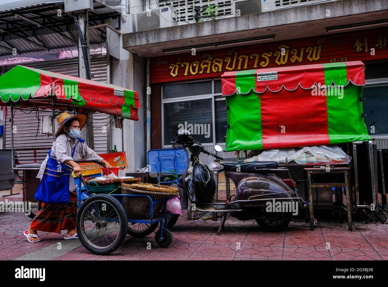 Elderly woman street vendor selling hi-res stock photography and images ...