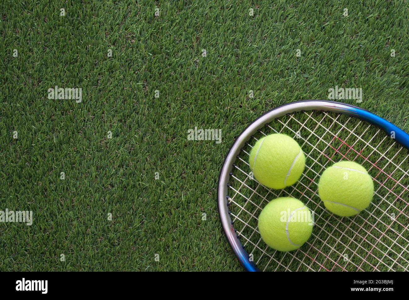 Wimbledon grass court background hi-res stock photography and images ...