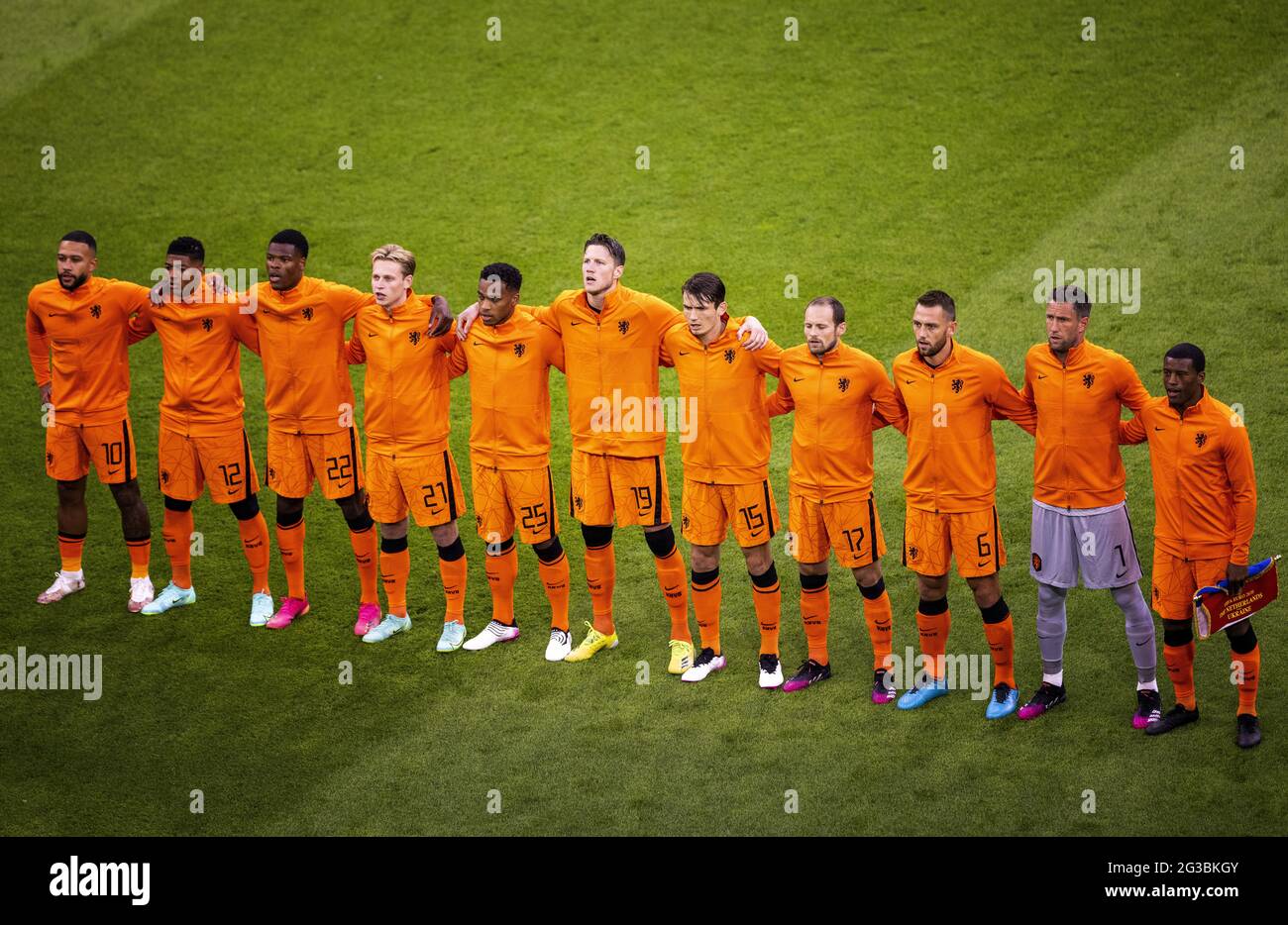 Memphis Depay (Niederlande), Patrick van Aanholt (Niederlande), Denzel ...