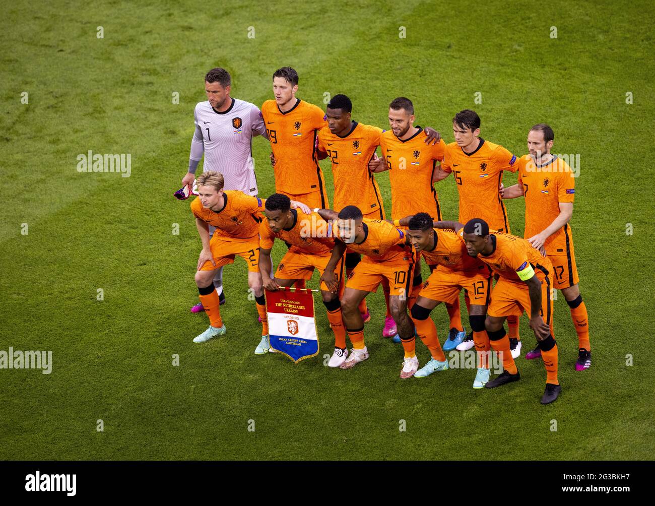 Torwart Maarten Stekelenburg (Niederlande), Wout Weghorst (Niederlande ...