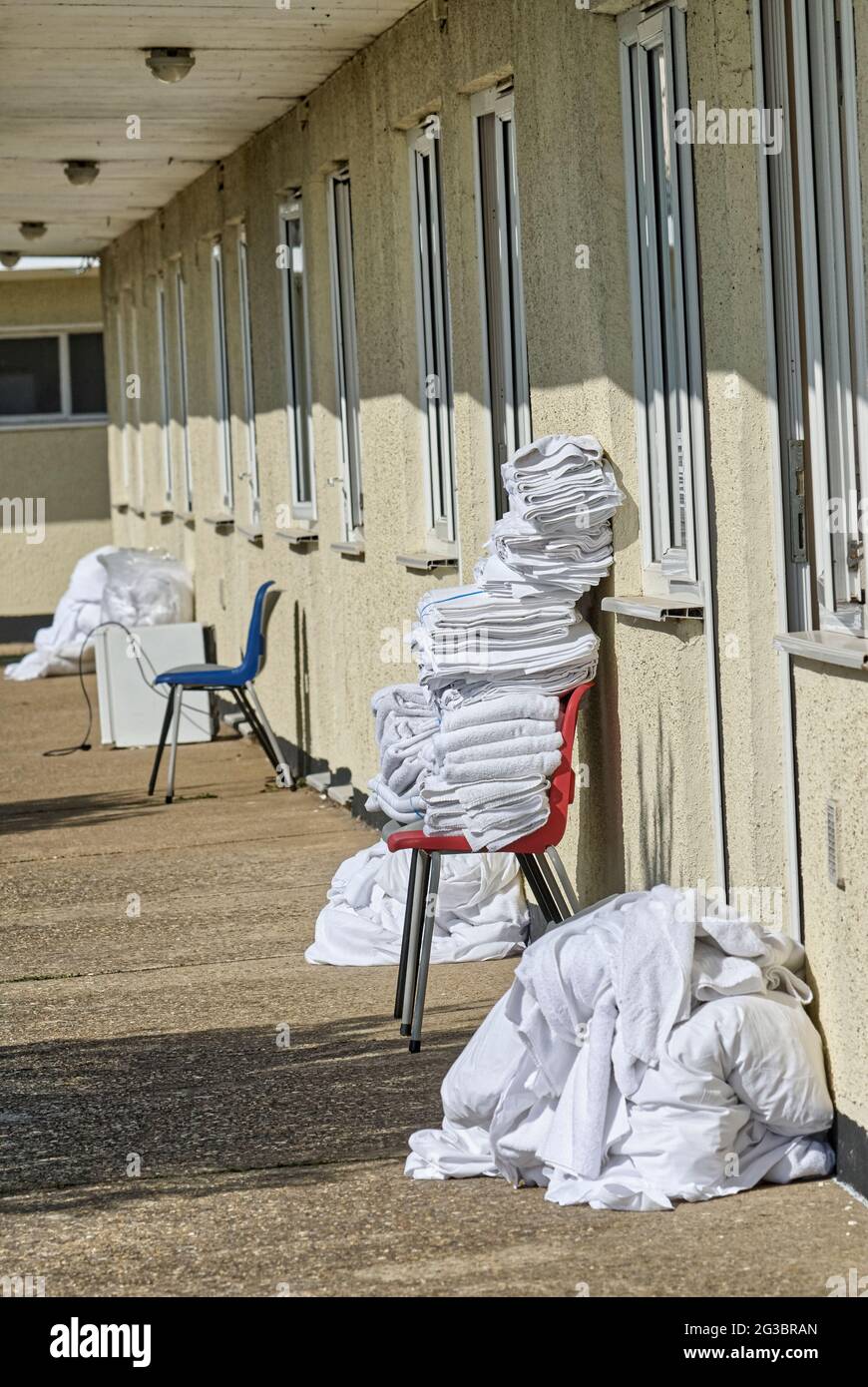 Holiday Chalets, Pontin's Holiday Park, Pakefield, Lowestoft, England ...