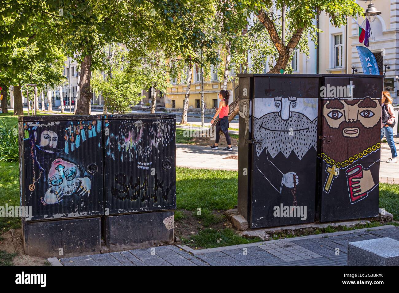 Metal fence containment hi-res stock photography and images - Alamy