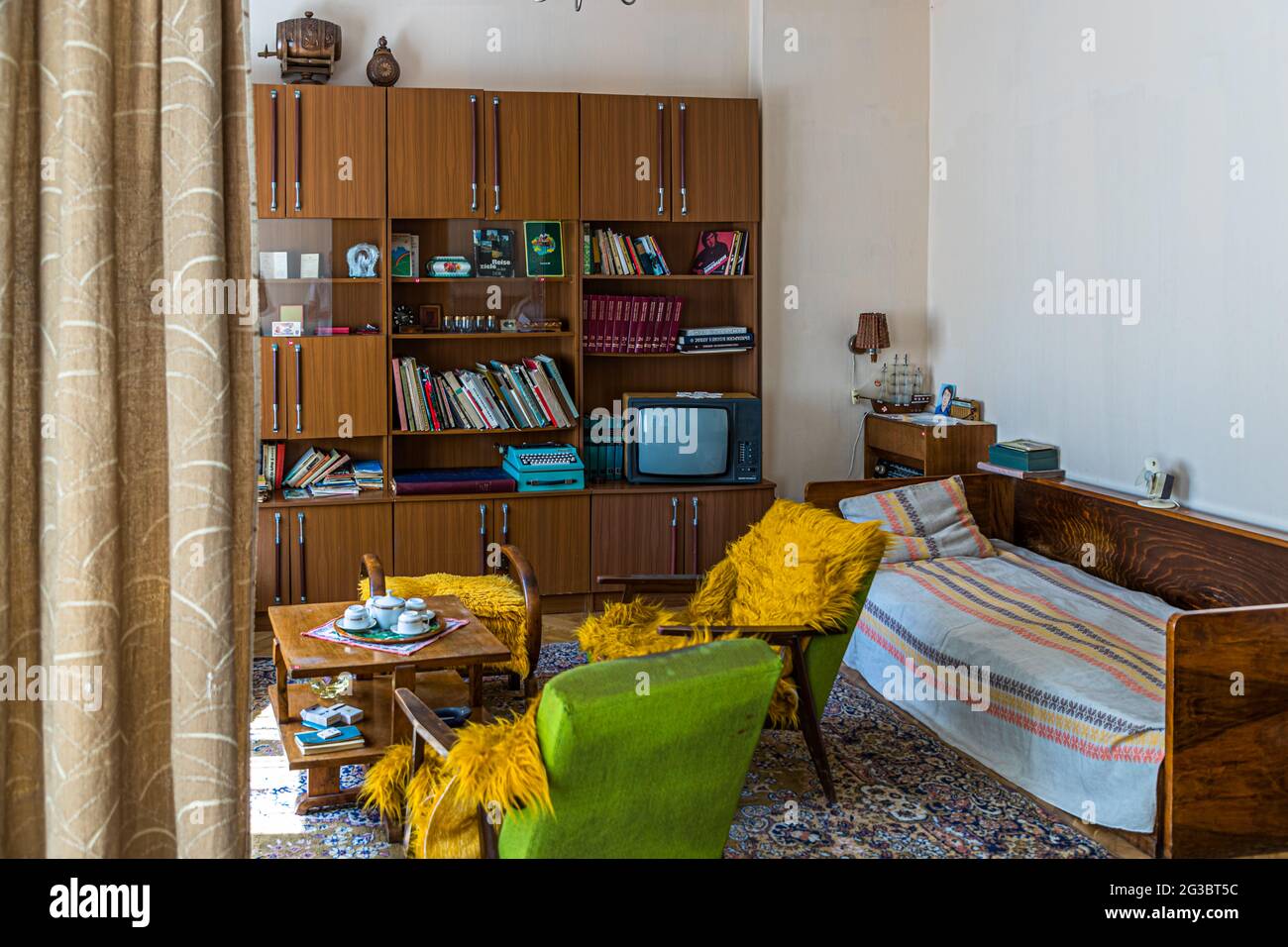 Communist era apartment interior hi-res stock photography and images ...