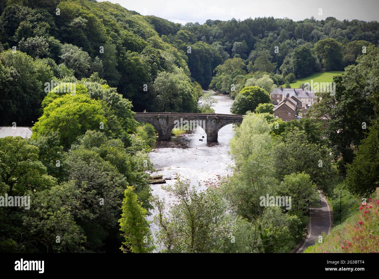 The River Swale in Richmond in North Yorkshire Stock Photo - Alamy