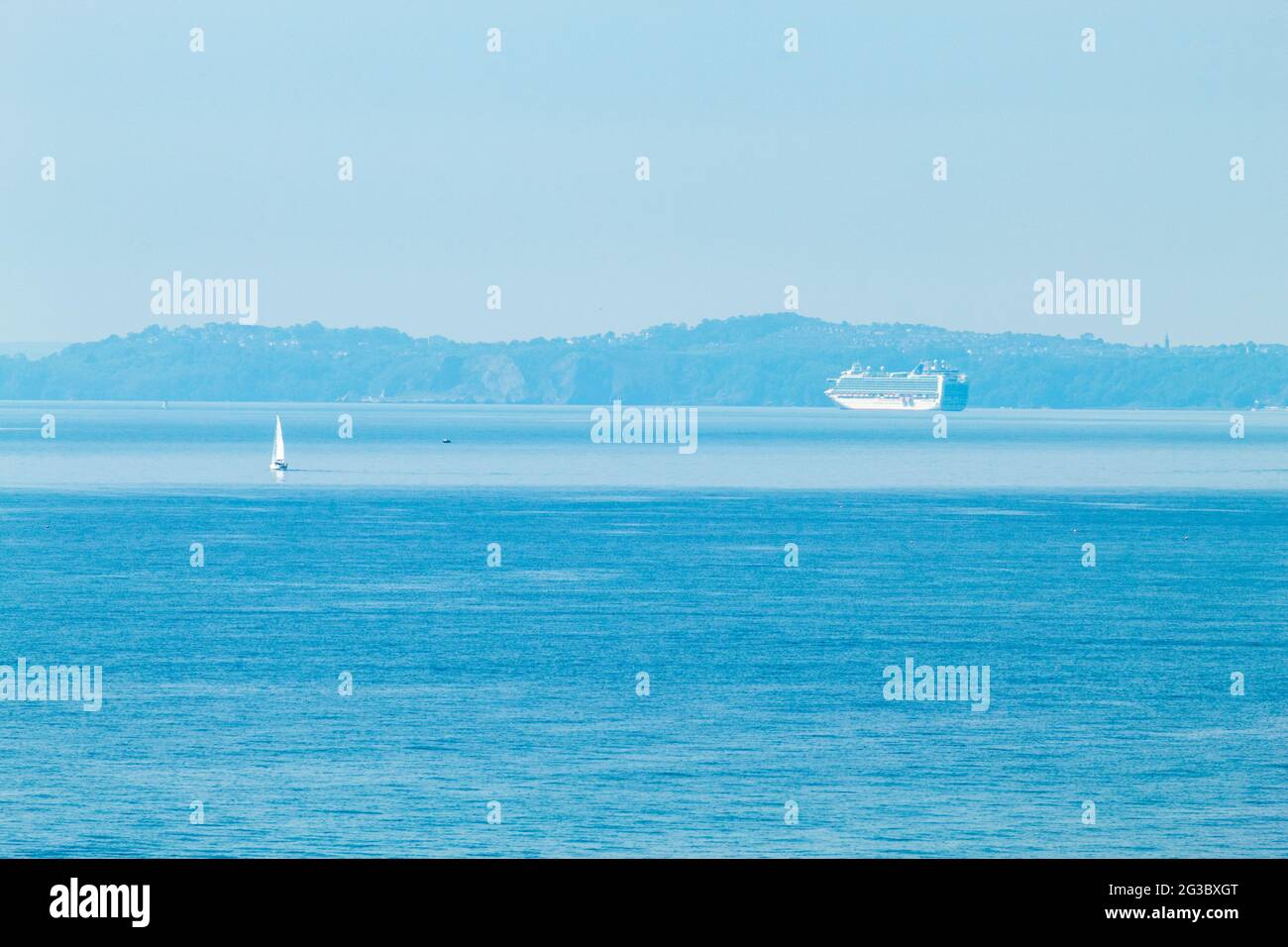 floating boats on the sea in Exmouth, England Stock Photo - Alamy