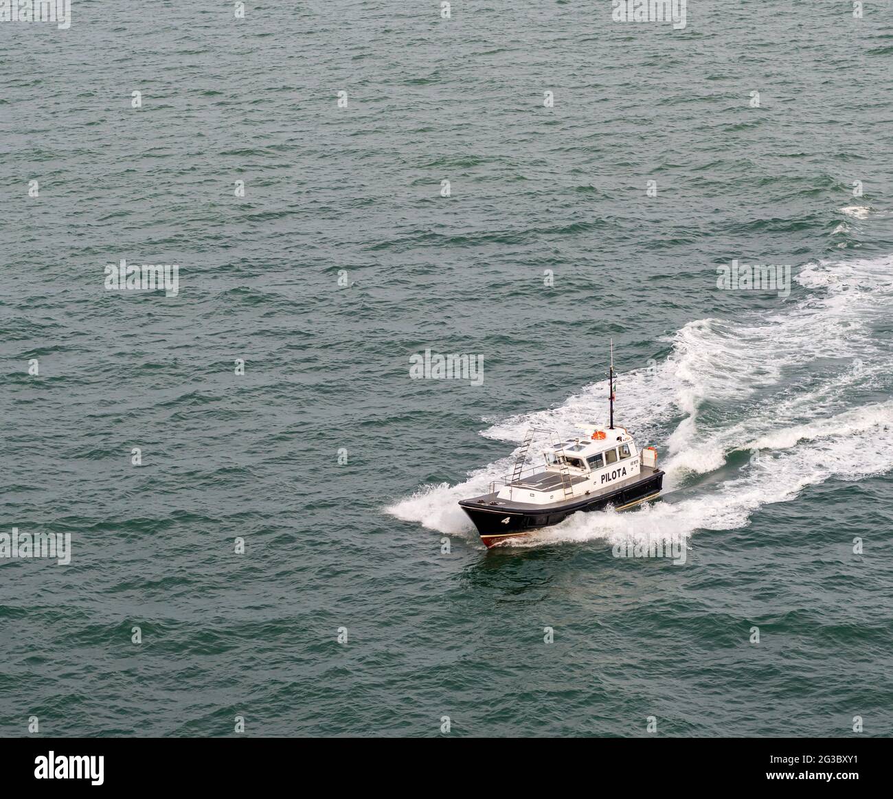Cruise ship pilot boat hi-res stock photography and images - Alamy