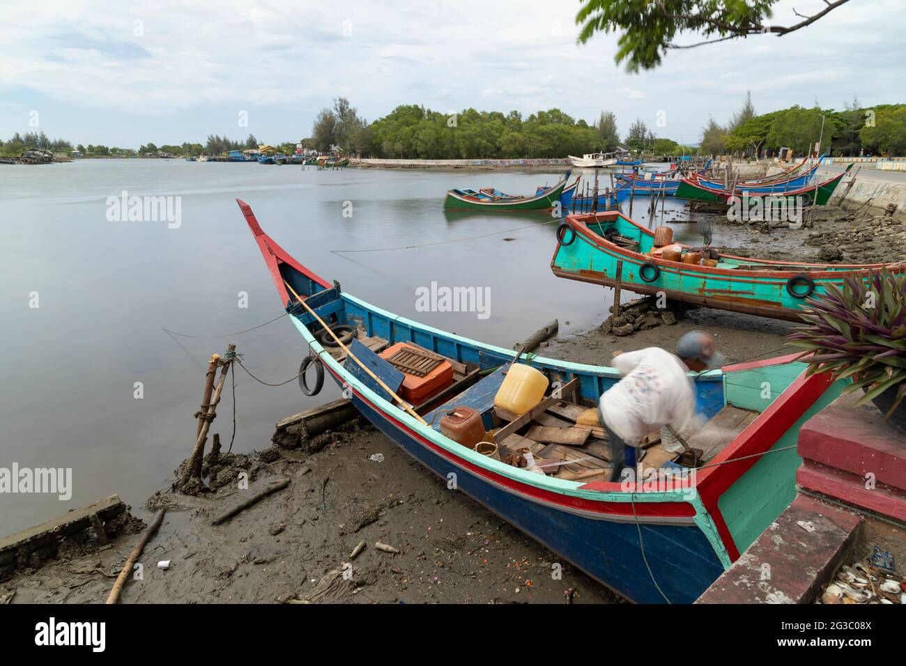 Banda baja hi-res stock photography and images - Alamy