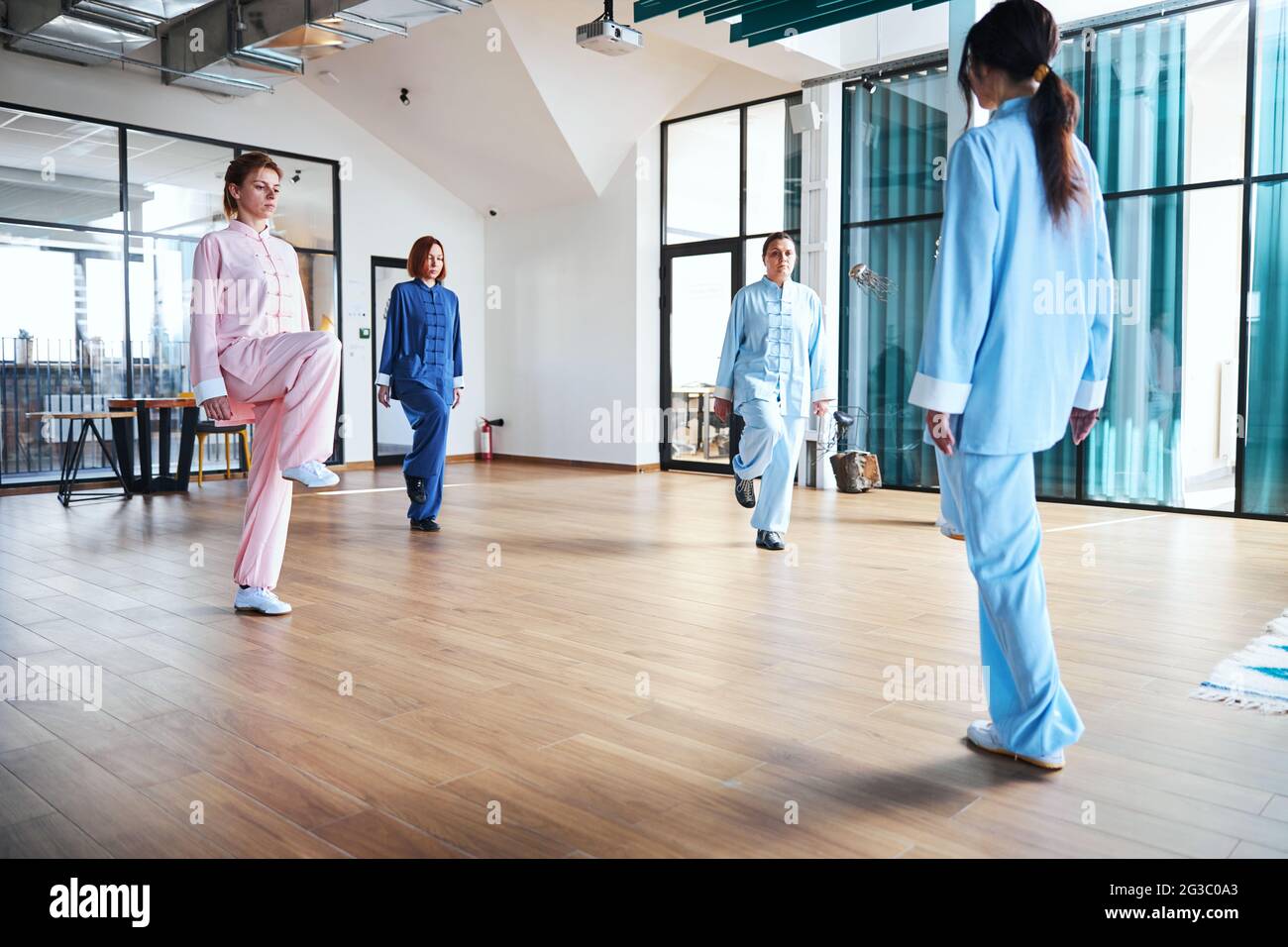 Qigong class hi-res stock photography and images - Alamy