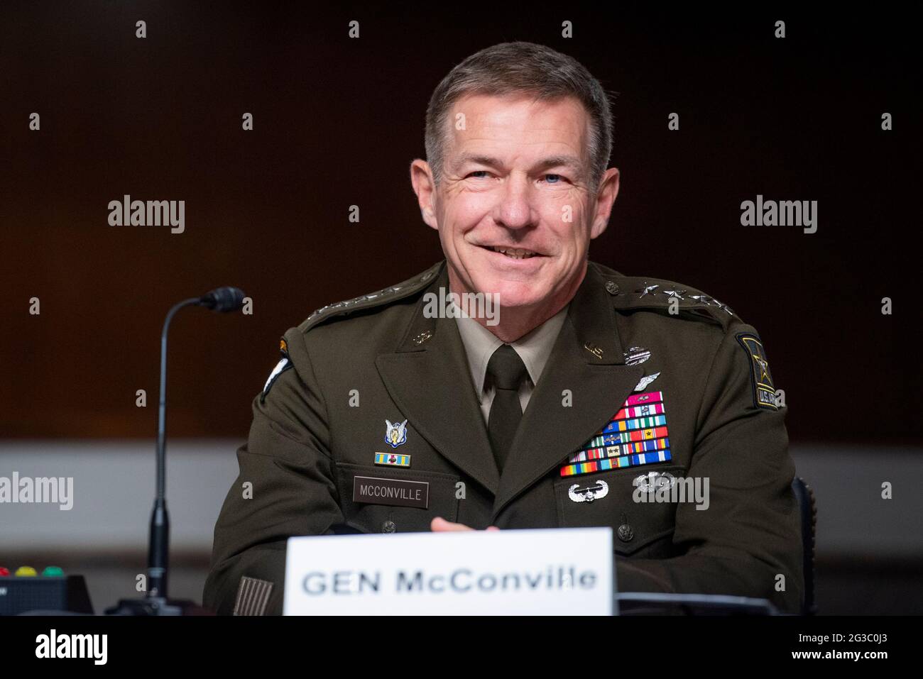 Chief of staff general james mcconville hi-res stock photography and ...