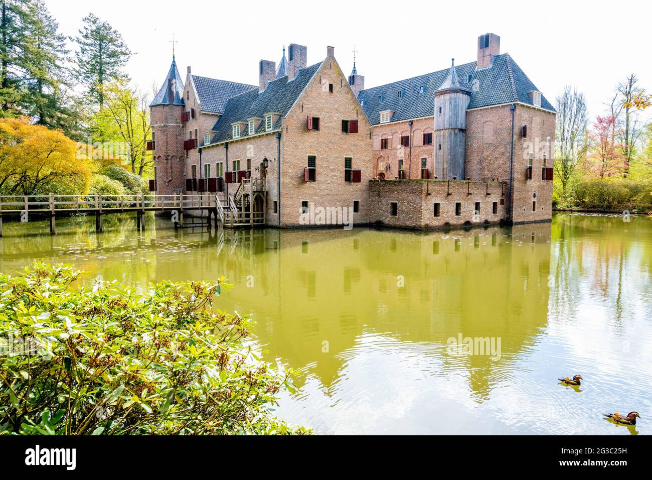 Exterior of the Castle Het Oude Loo is a hunting lodge build in the ...