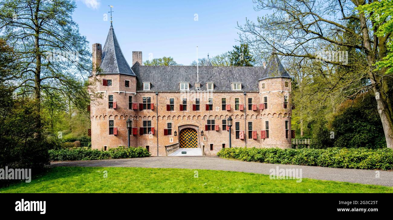 Exterior of the Castle Het Oude Loo is a hunting lodge build in the ...