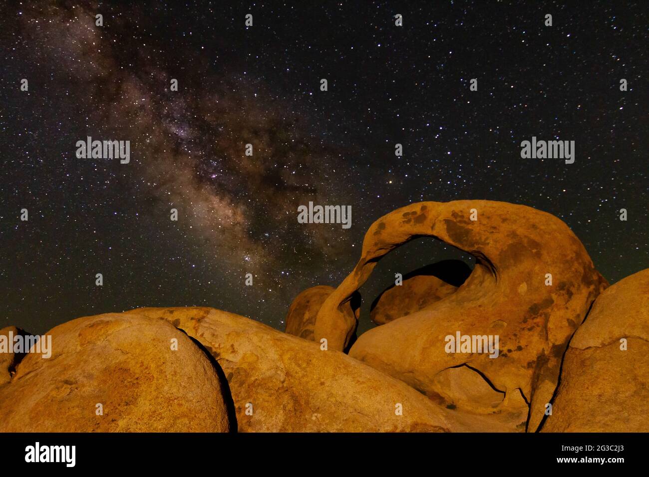 Milky way over sierra nevada hi-res stock photography and images - Alamy