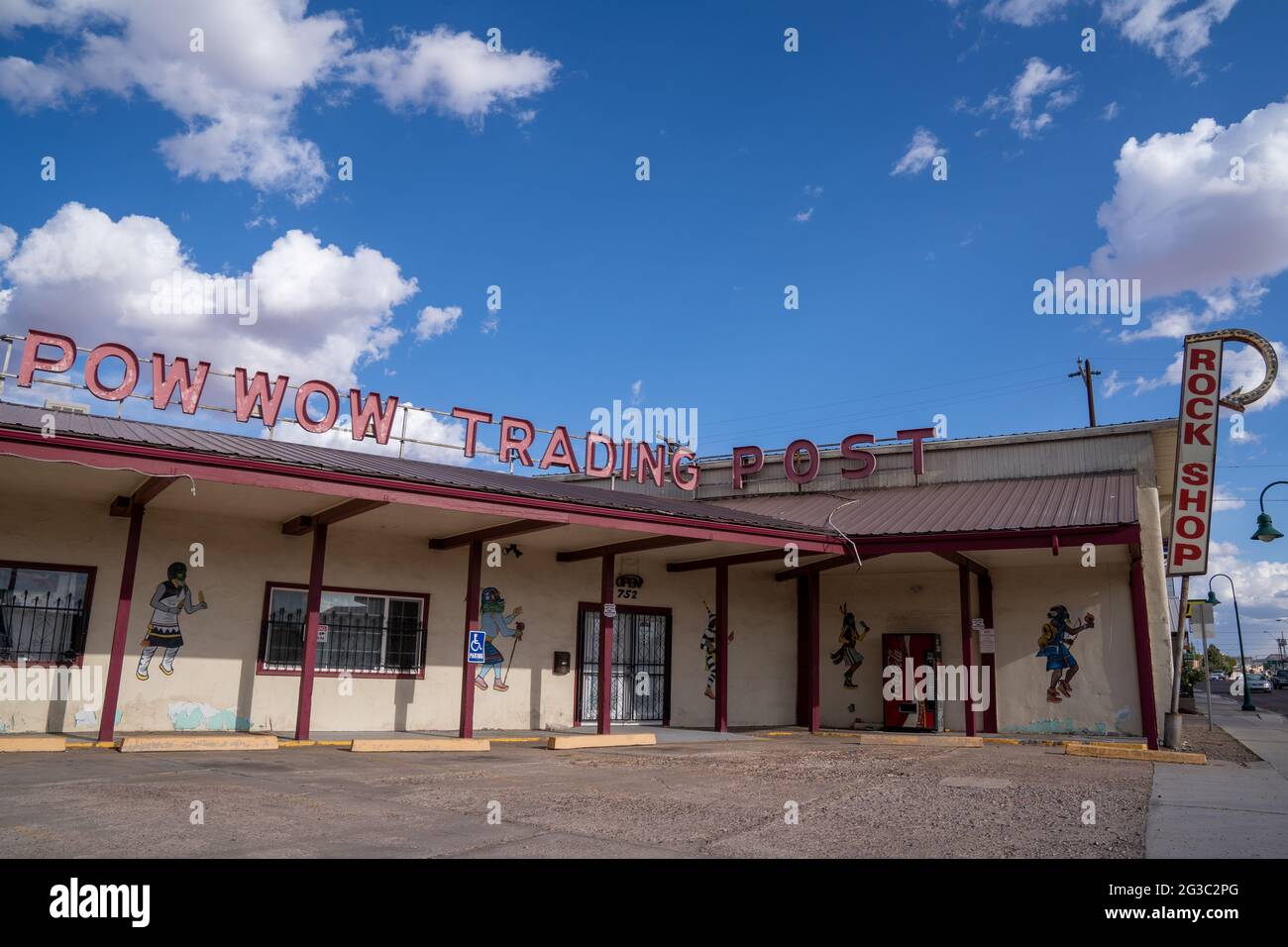 Pow wow arizona hi-res stock photography and images - Alamy