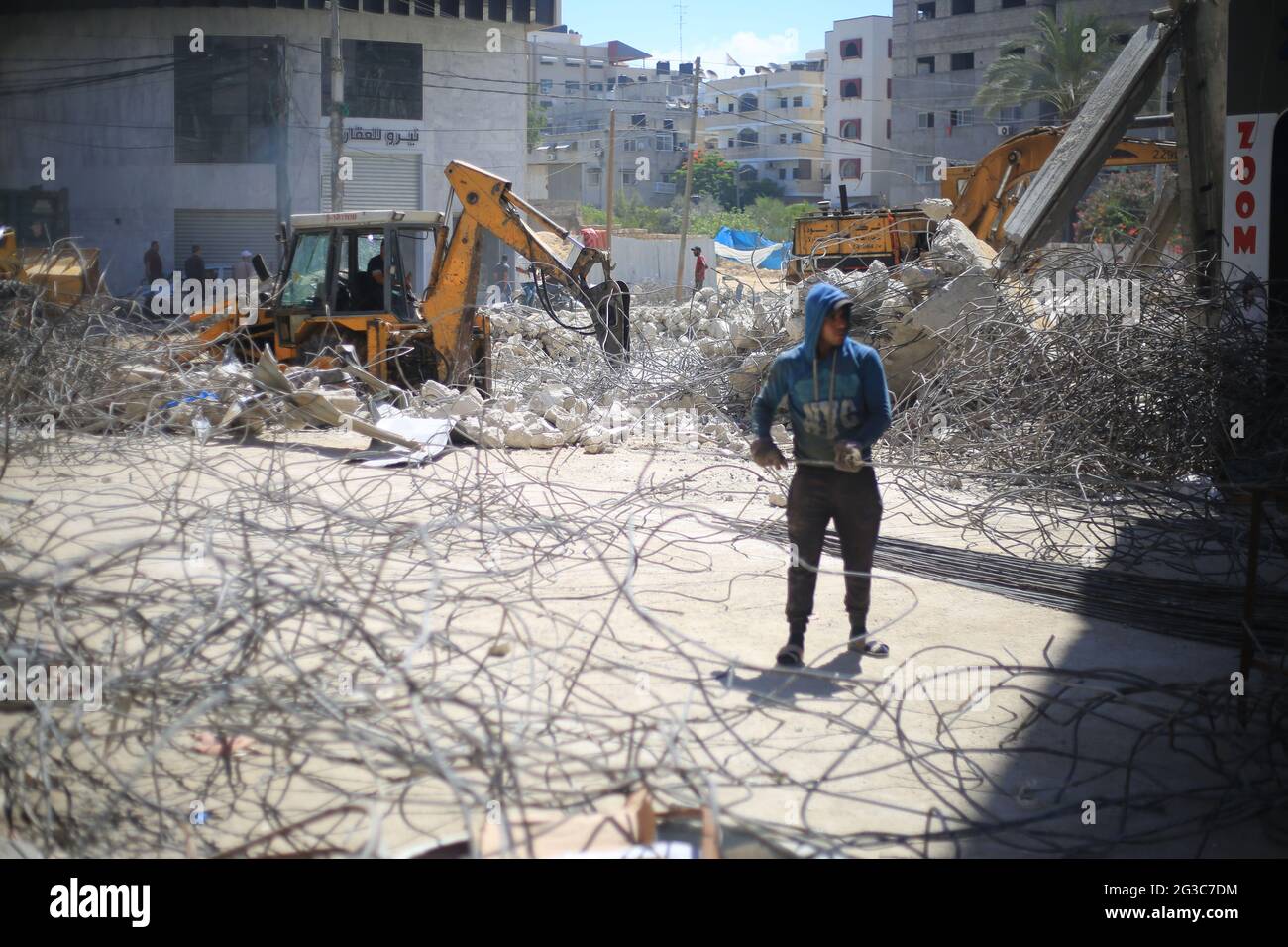 Gaza city, The Gaza Strip, Palestine. 15th June, 2021. Palestinian ...