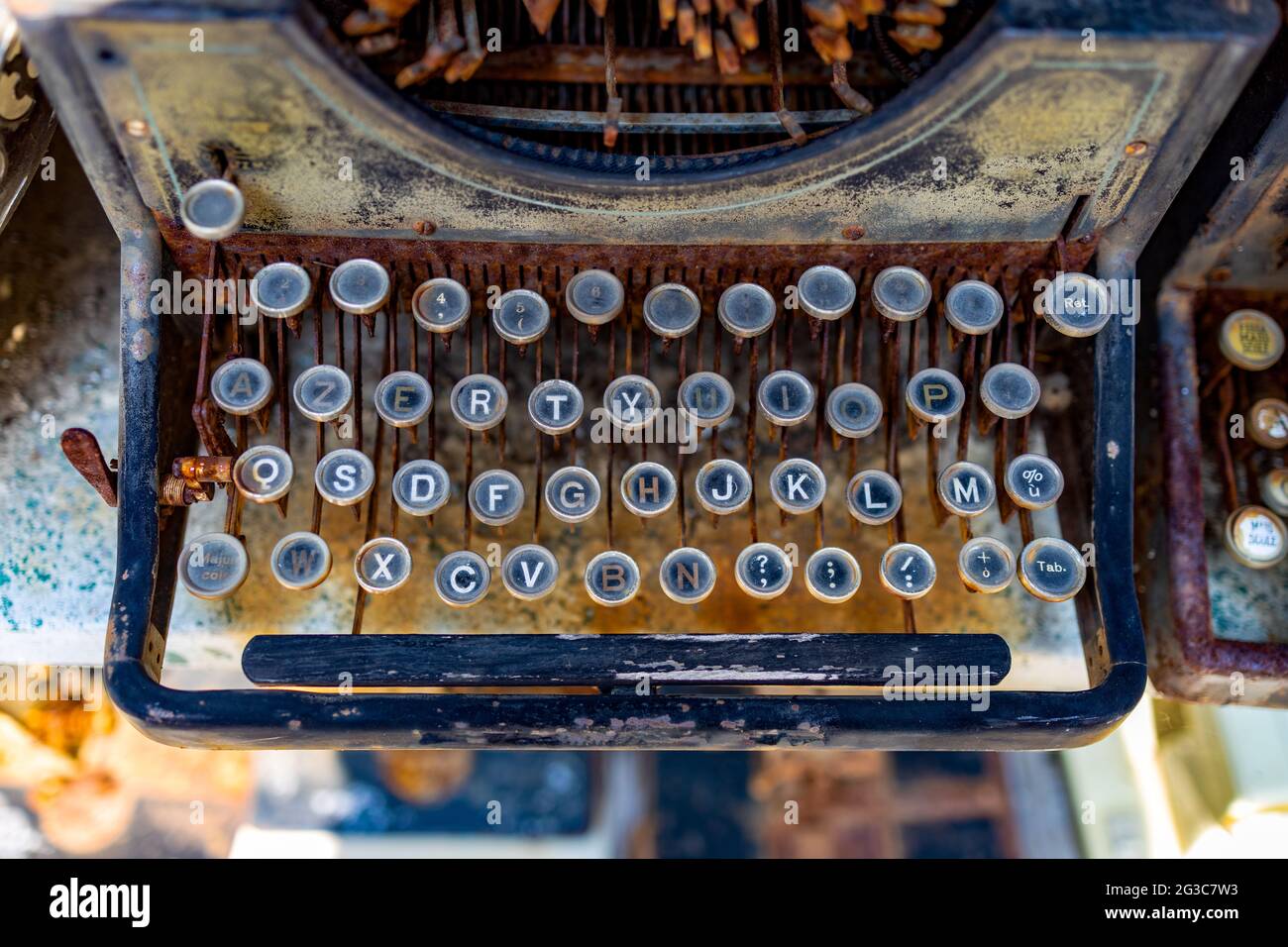 antique ruined typewriter keys, vintage machine Stock Photo - Alamy