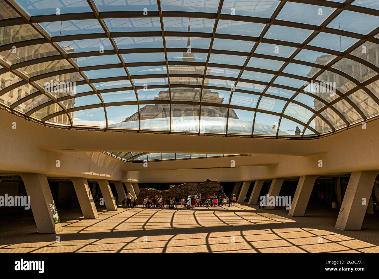 Parliament building sofia bulgaria hi-res stock photography and images ...