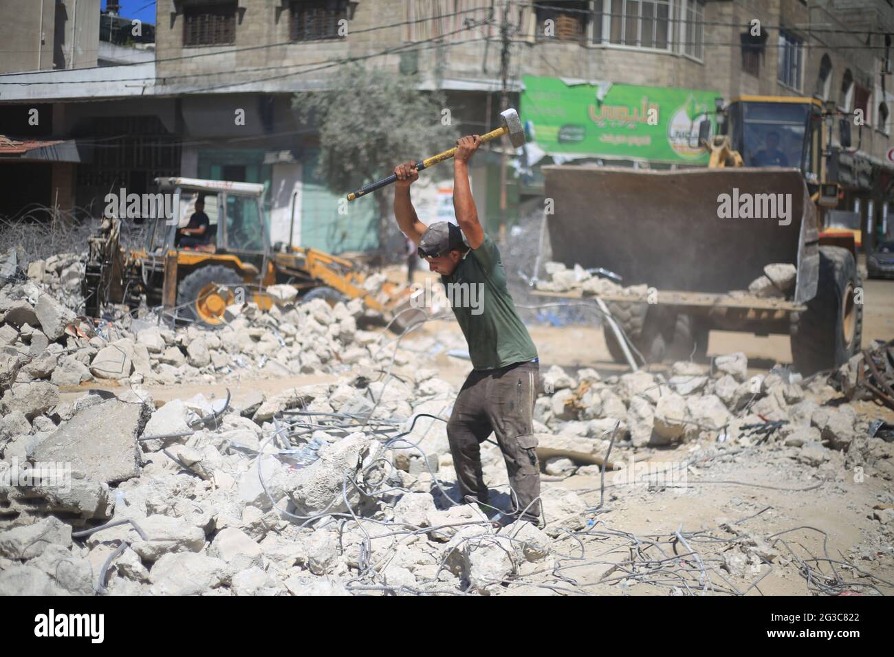 Gaza city, The Gaza Strip, Palestine. 15th June, 2021. Palestinian ...