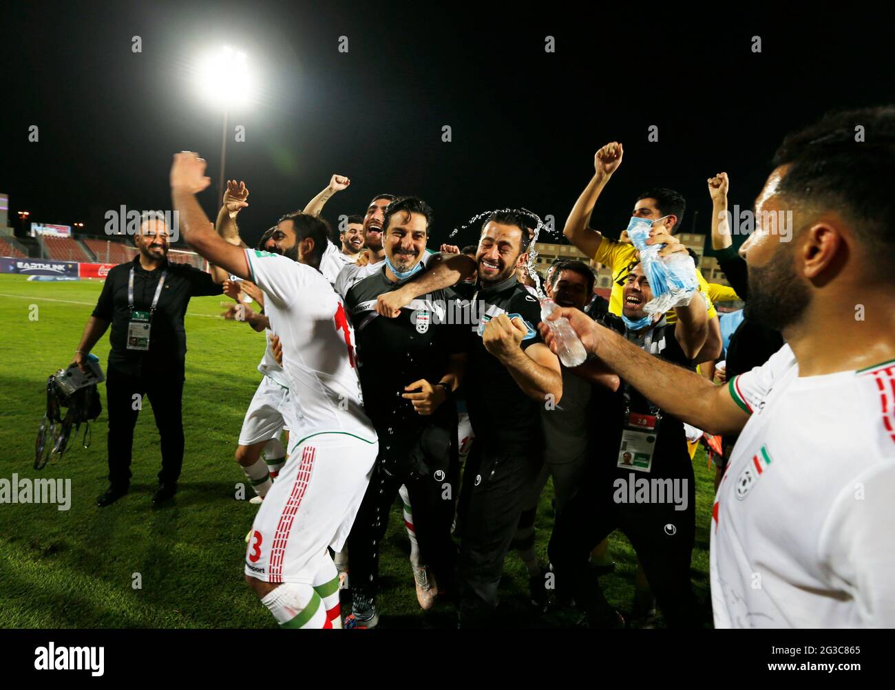 Iran iraq football hi-res stock photography and images - Alamy