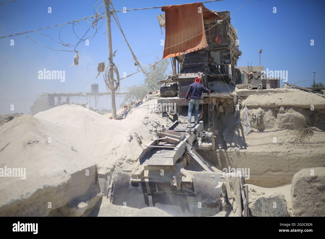 Gaza city, The Gaza Strip, Palestine. 15th June, 2021. Palestinian ...