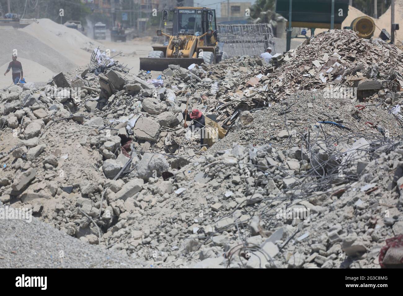 Gaza city, The Gaza Strip, Palestine. 15th June, 2021. Palestinian ...