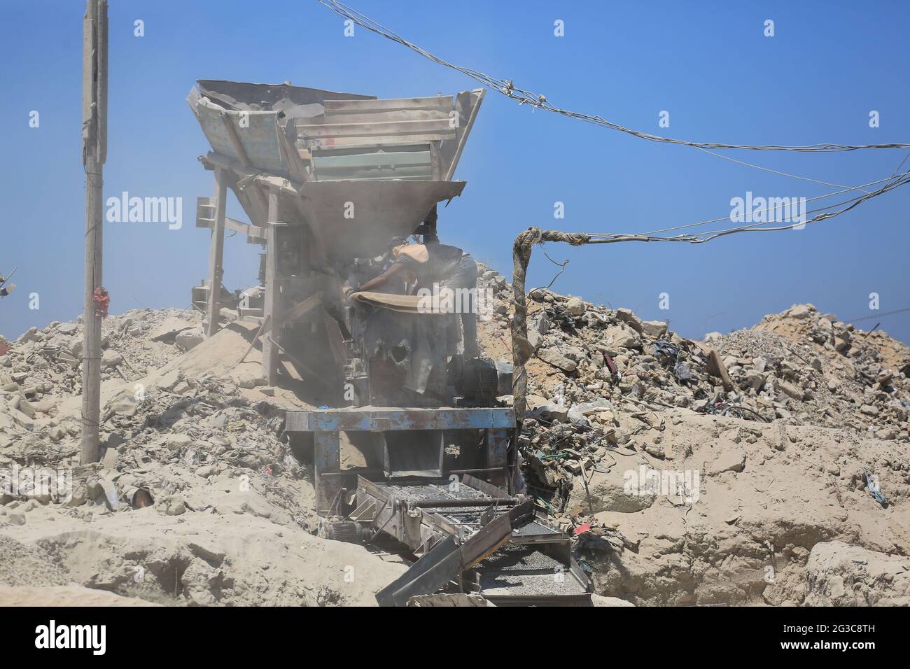 Gaza city, The Gaza Strip, Palestine. 15th June, 2021. Palestinian ...