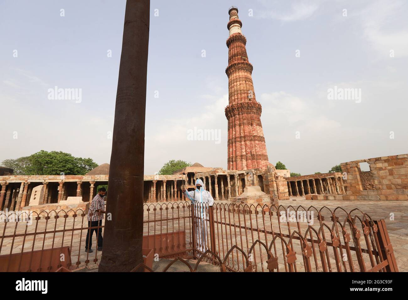 Asi monuments hi-res stock photography and images - Alamy
