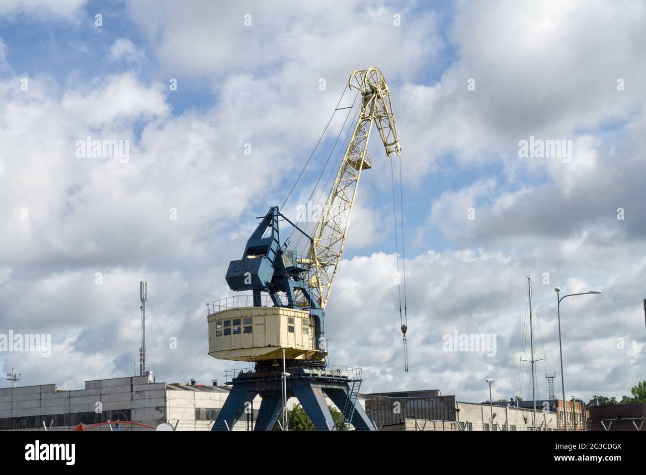 Dock crane bulk cargo hi-res stock photography and images - Alamy