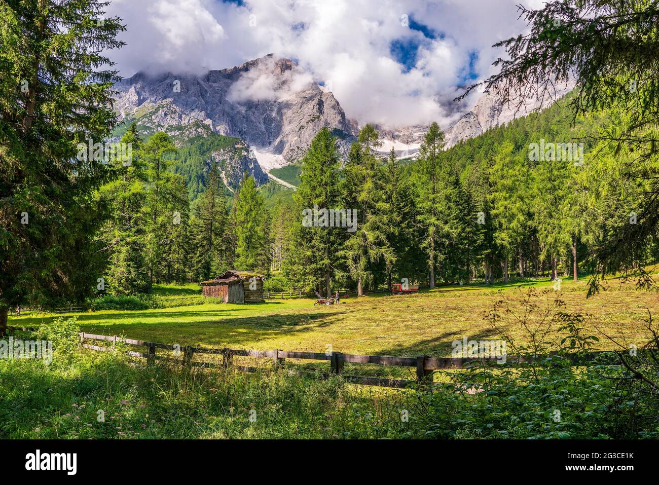 People men mountain farmer farmer hi-res stock photography and images ...