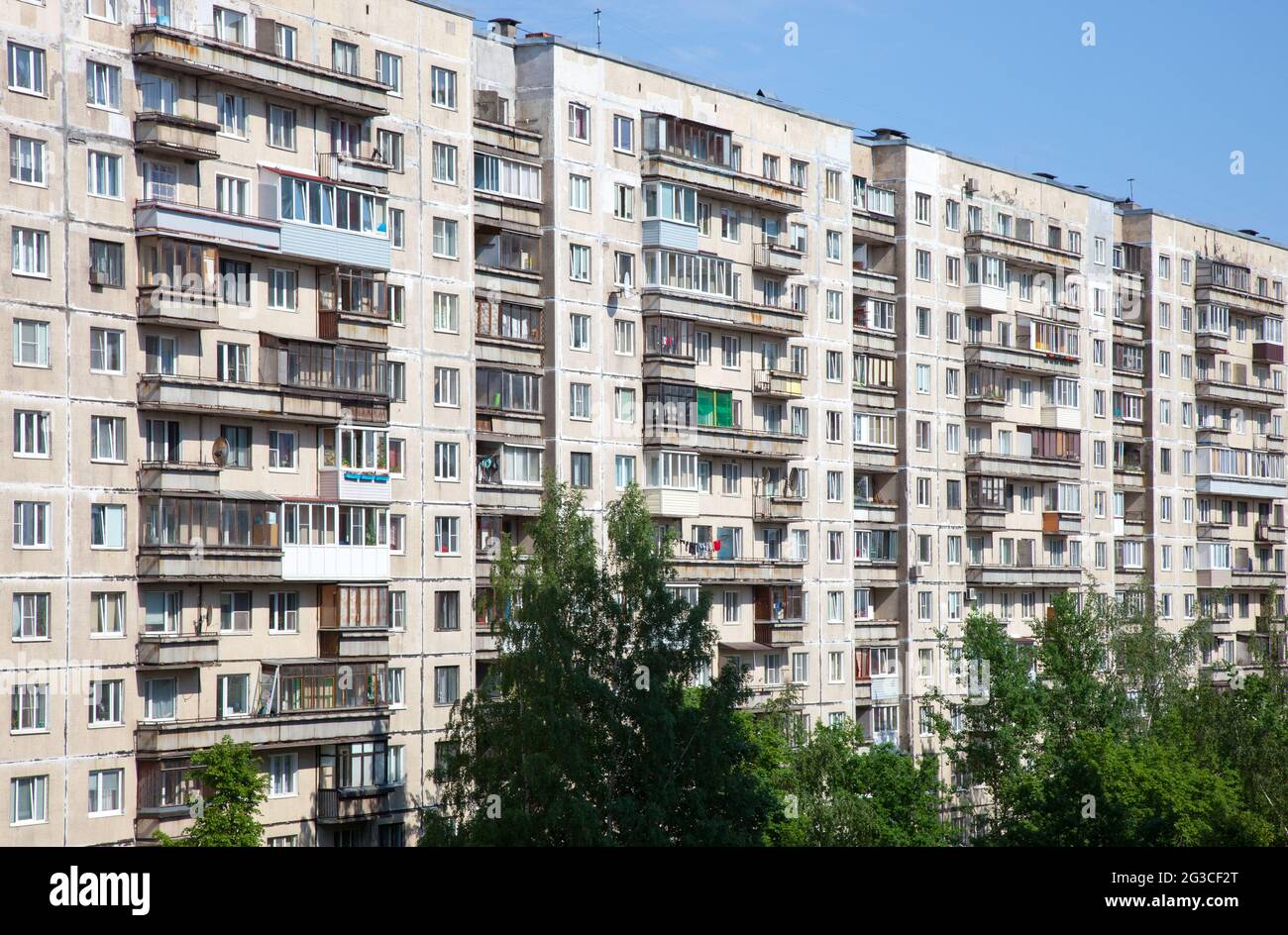 Soviet apartment building Stock Photo - Alamy