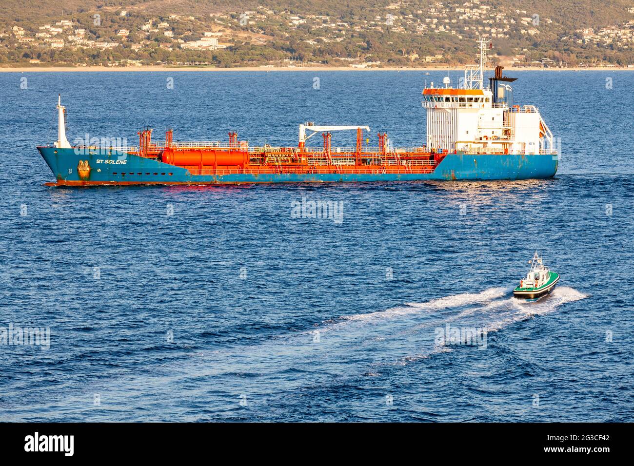 Approach boat hi-res stock photography and images - Alamy
