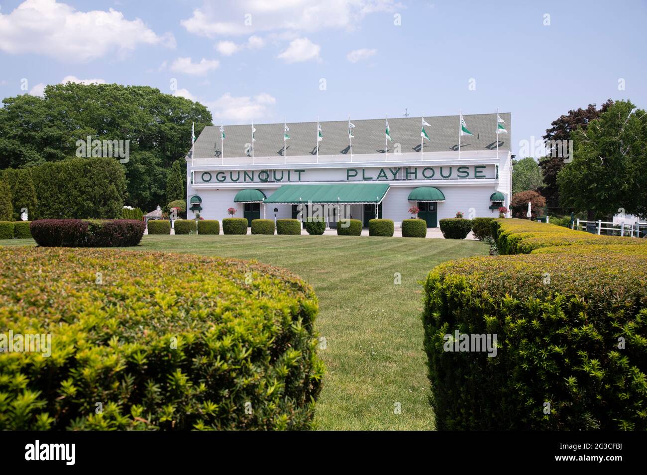 The Ogunquit Playhouse - Ogunquit, Maine, USA. Summer Theater Stock Photo - Alamy