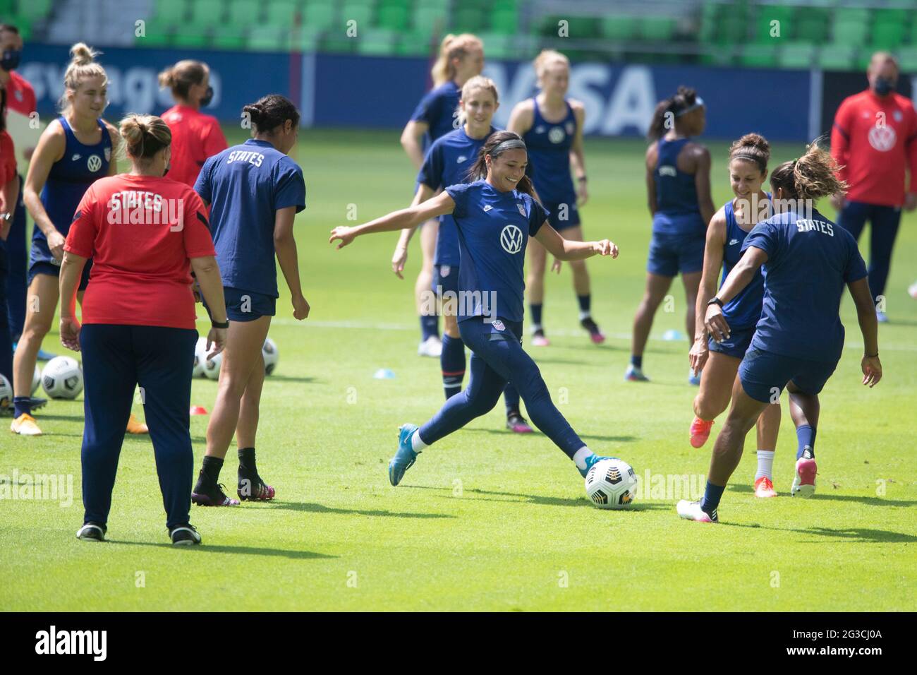 Sophia smith us soccer hi-res stock photography and images - Alamy