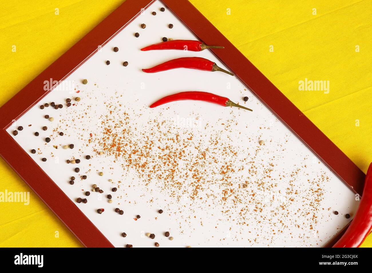 Spices frame hi-res stock photography and images - Alamy