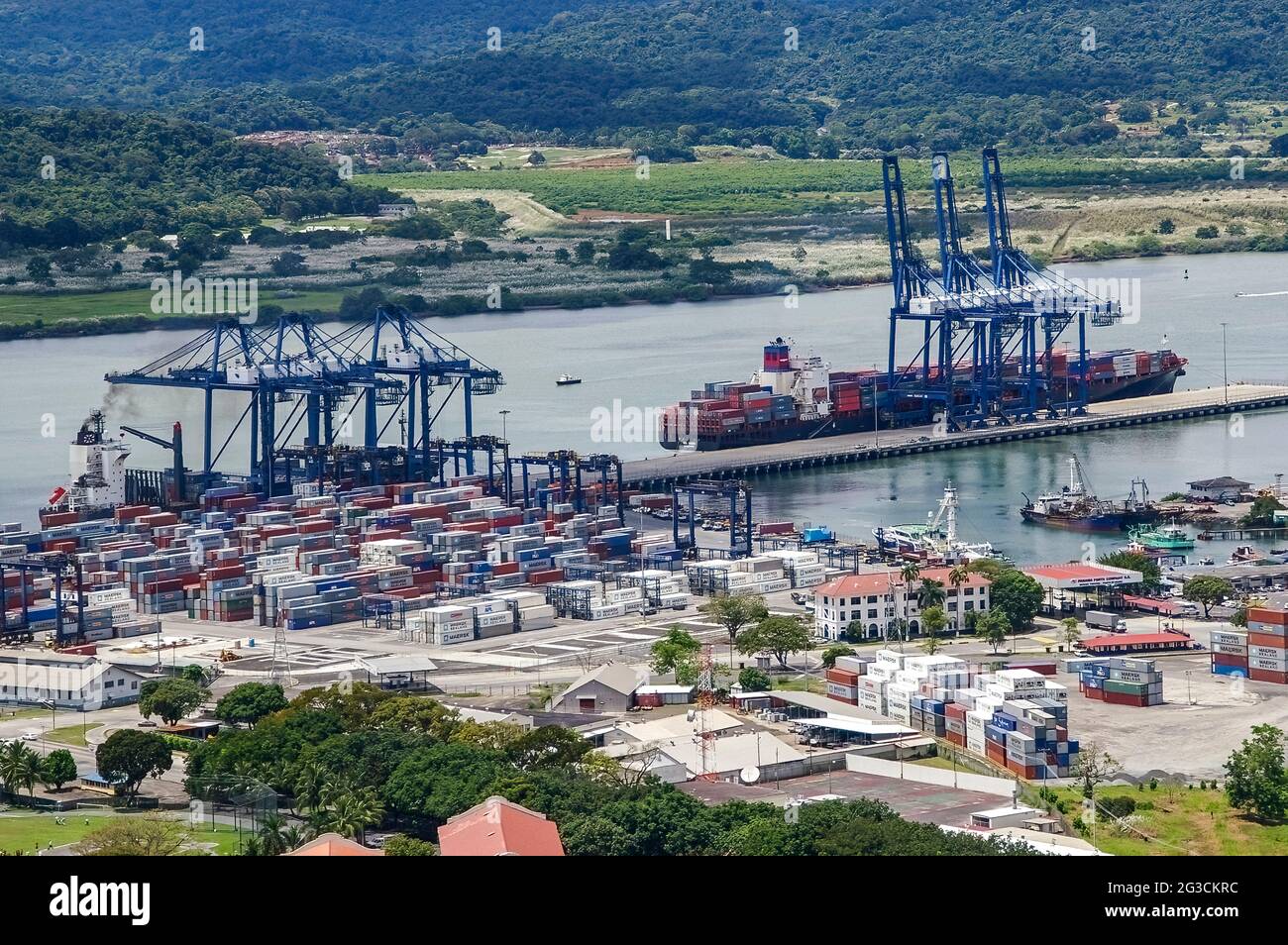 Balboa port Panama container cargo ships unloading Stock Photo - Alamy
