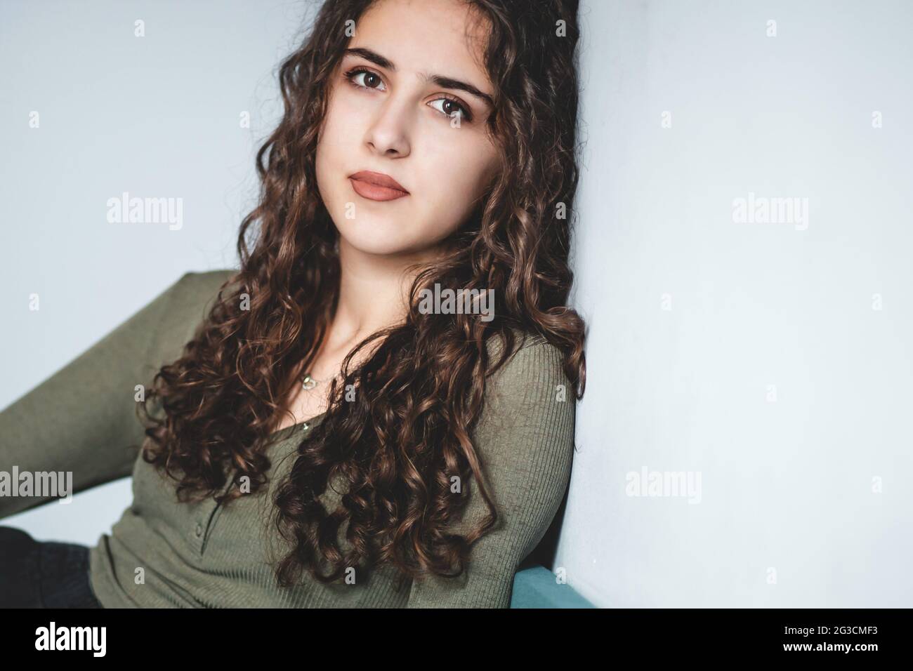 Curly girl hi-res stock photography and images - Alamy
