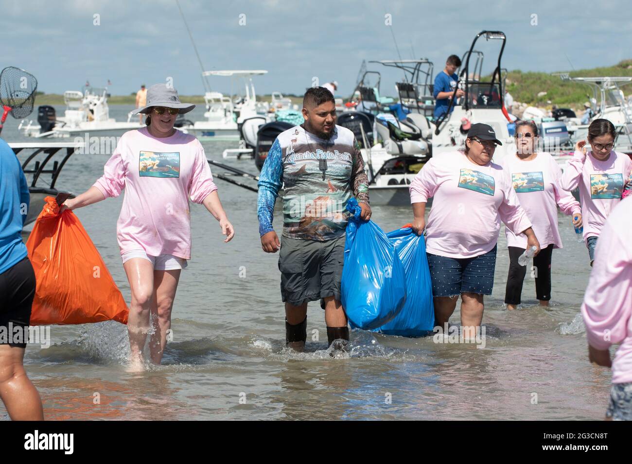 Gulf coast beach texas family hi-res stock photography and images - Alamy