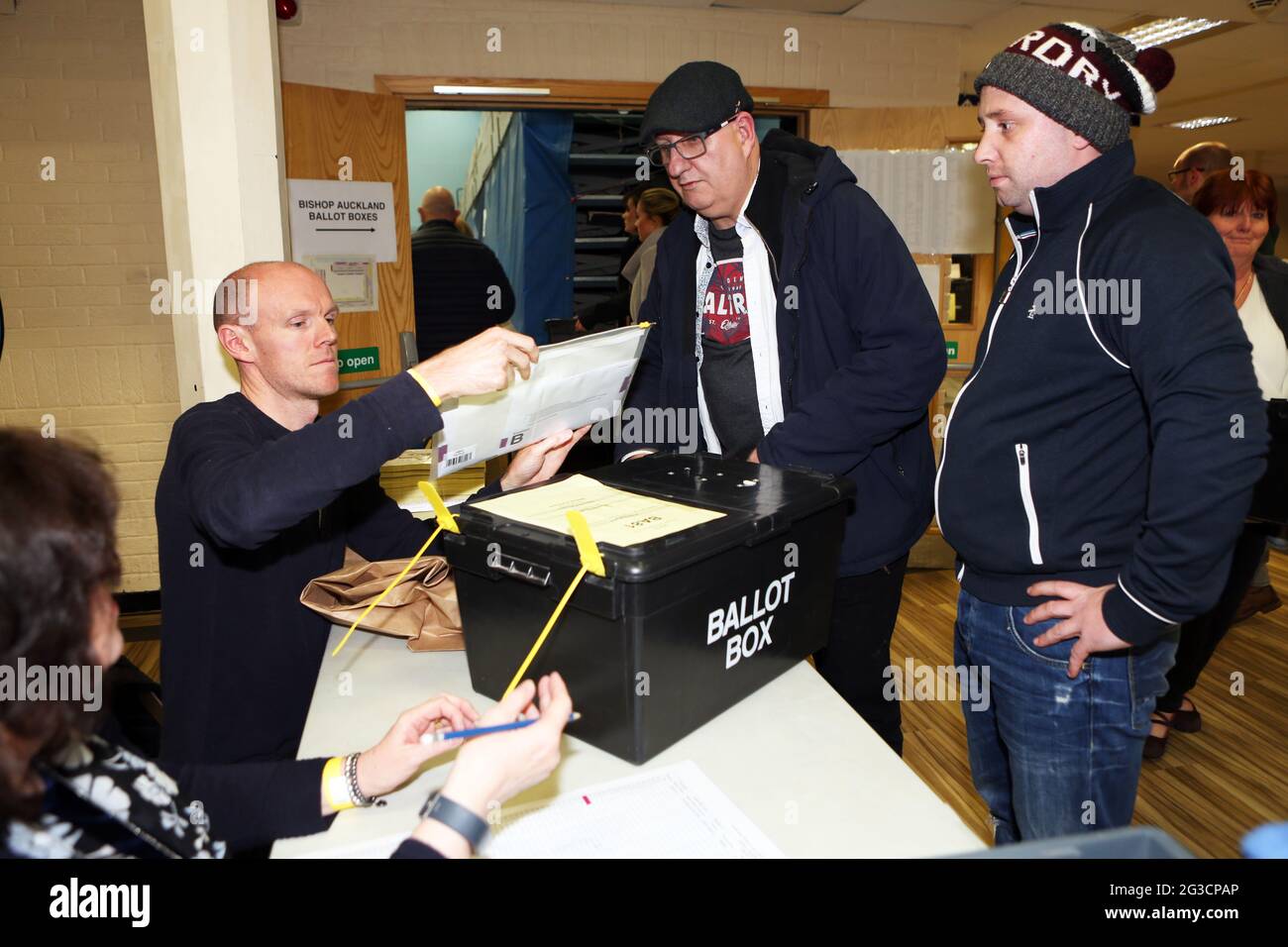 Ballot drop boxes hi-res stock photography and images - Alamy