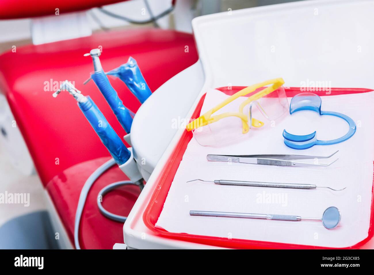 Instruments and tools for an oral checkup Stock Photo - Alamy