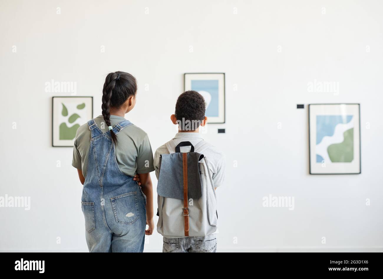 Abstract children paintings hi-res stock photography and images - Alamy