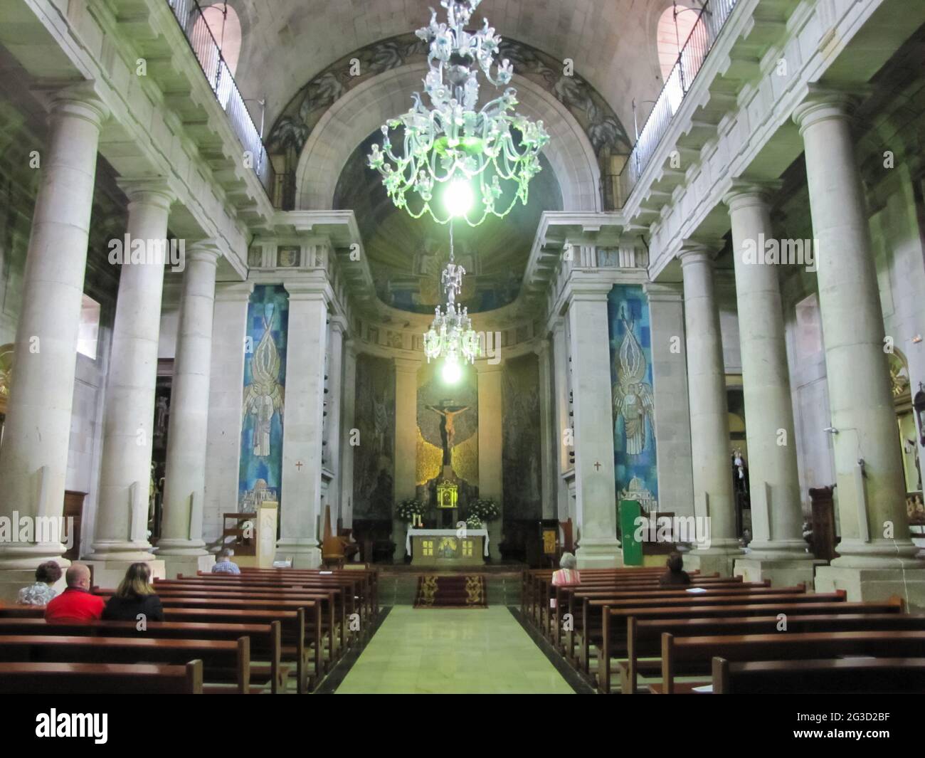 The interior of a Catholic church in Vigo, Spain Stock Photo - Alamy