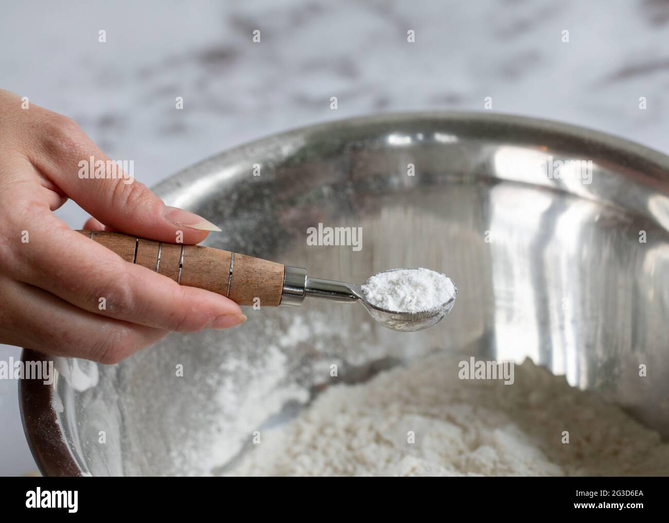 Mixing preparation hi-res stock photography and images - Alamy