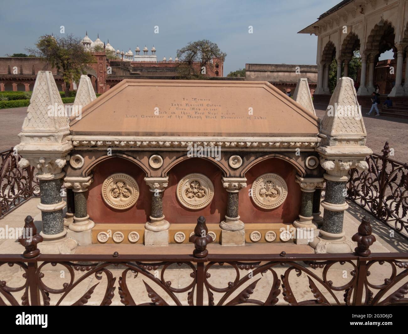 AGRA, INDIA - MARCH, 28, 2019 close up of the grave of john russell ...